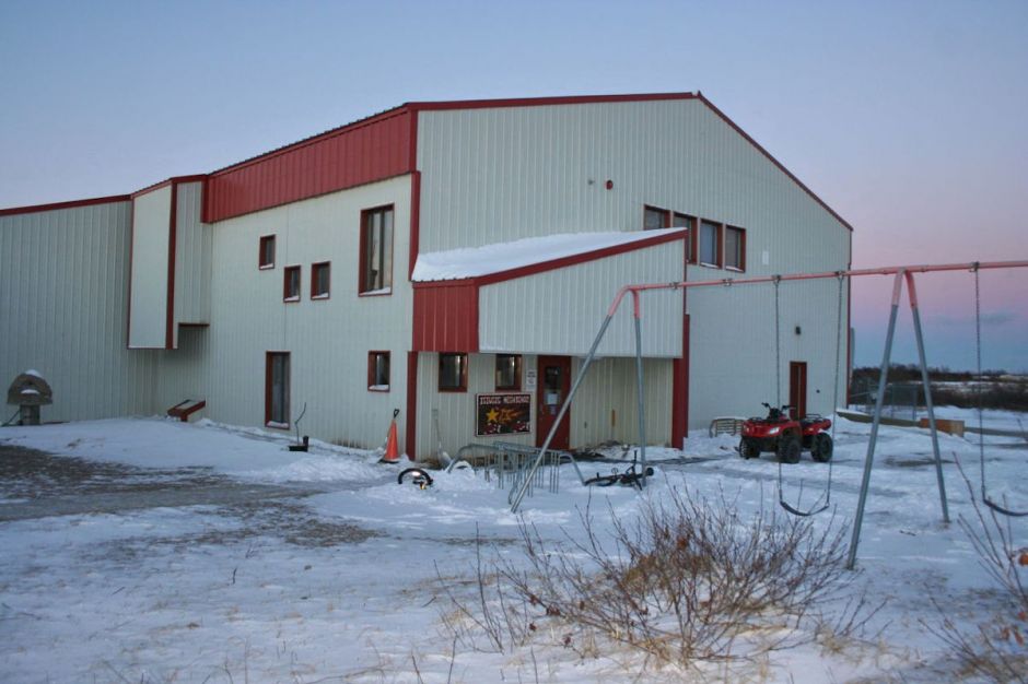 Welcome to Igiugig - Tribal Village of Igiugig, Alaska - Lake Iliamna ...